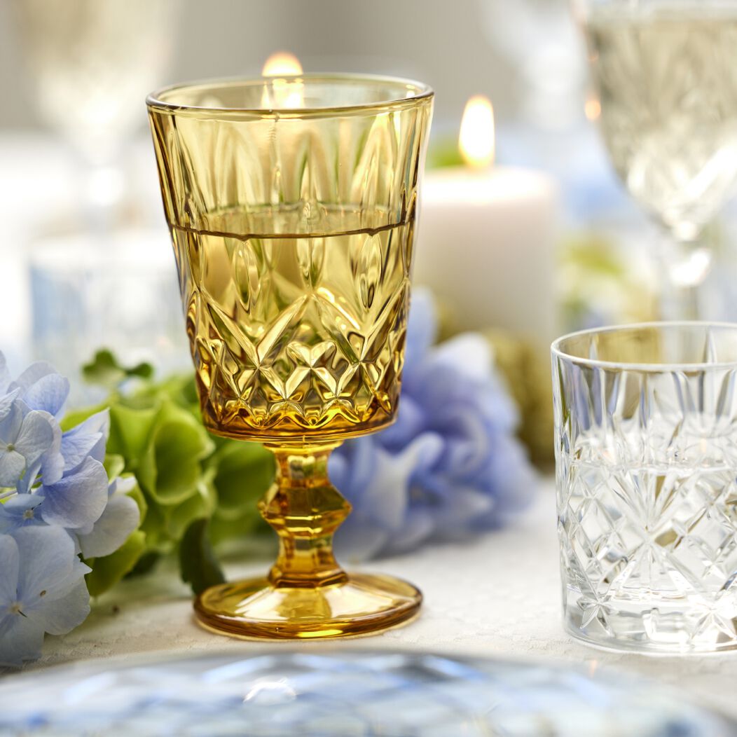 Lyngby Glas officiel webshop | En moderne klassiker i krystalklart glas